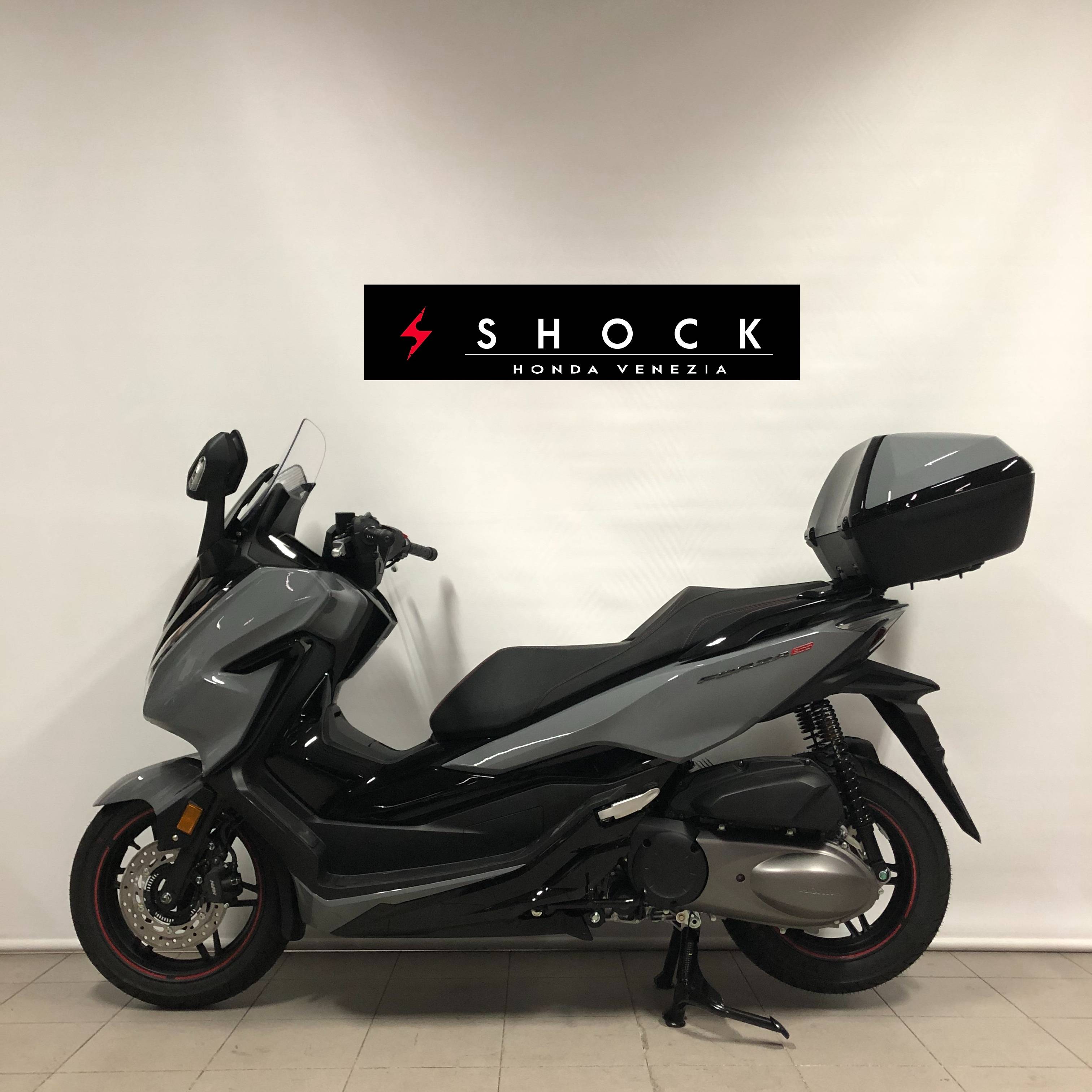 Vendo HONDA FORZA 300 DELUXE LIMITED EDITION Usata | Shock Honda