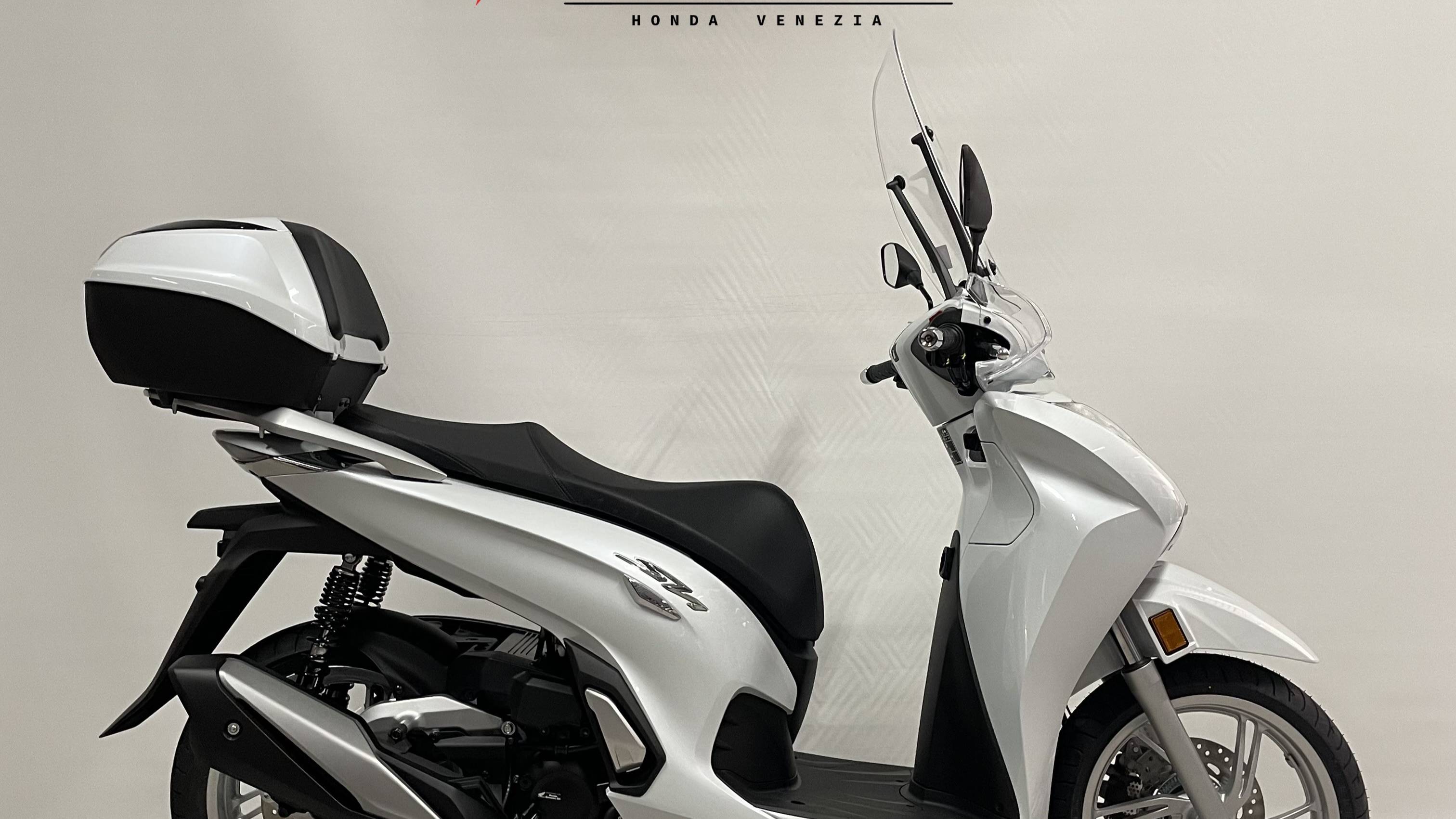 Vendo HONDA SH 350 Nuova | Shock Honda