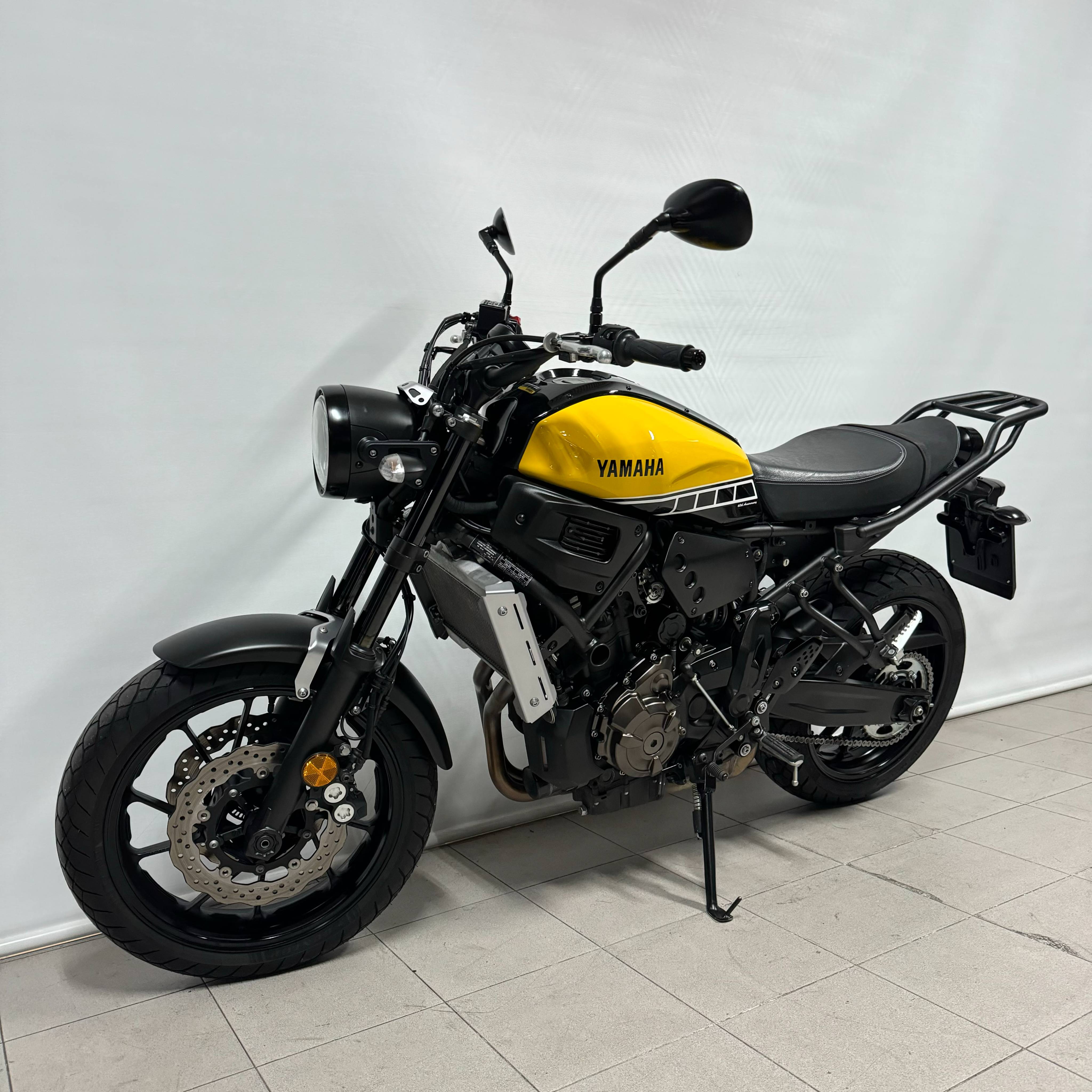 Vendo YAMAHA XSR 700 ABS 60th ANNIVERSARY Usata | Shock Honda